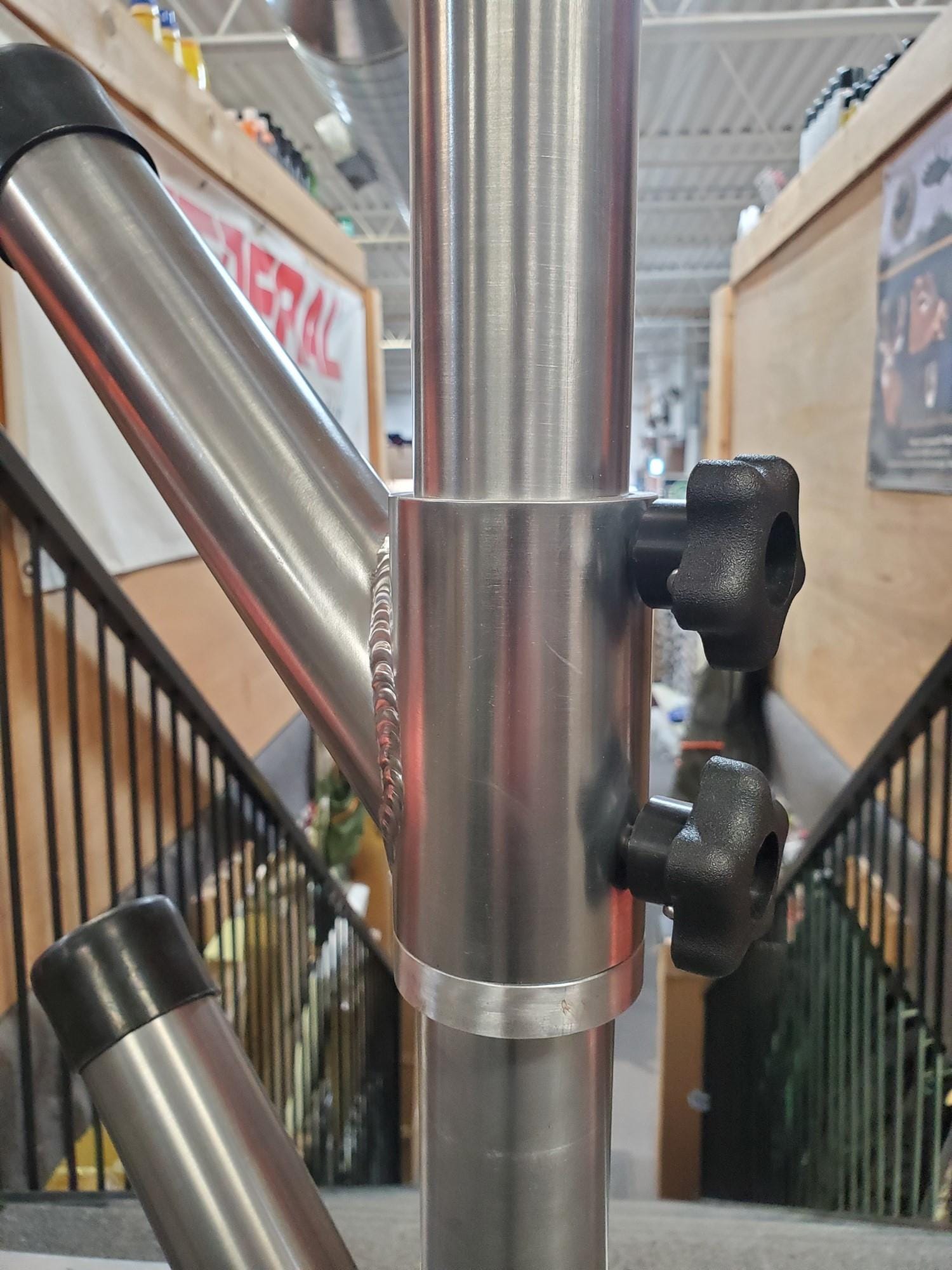 RB Custom Aluminum Rod Tree – Fishing World